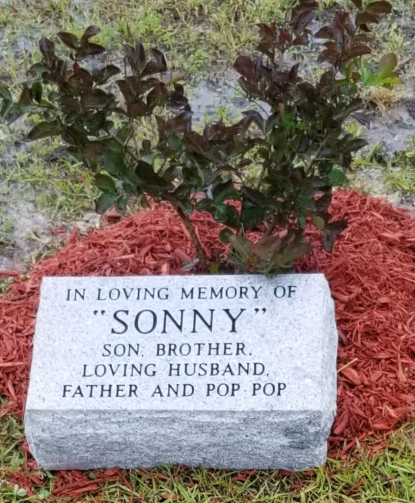 Monuments – Tree memorials – Atlas Monuments